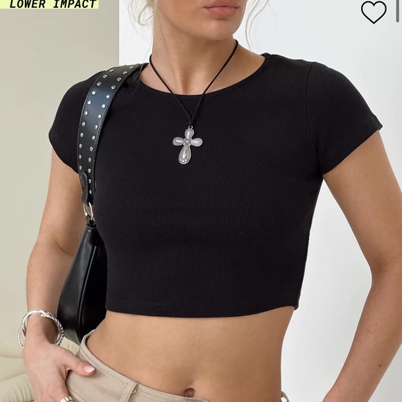 Princess Polly | Tops | Princess Polly Thick Class Black Crop Tee ...